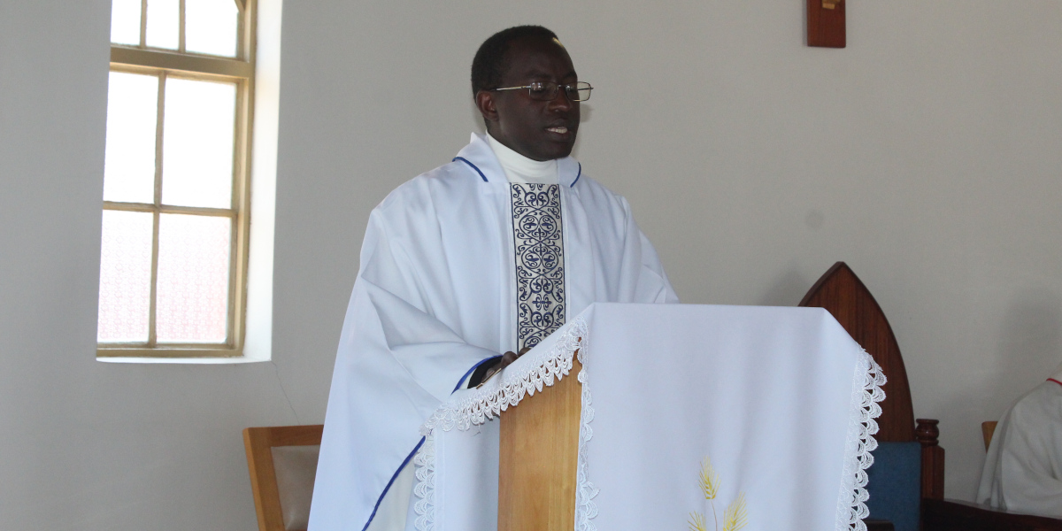 Ababikira b’Abari ba Nyagasani bizihije isabukuru y’imyaka 54 y’uwo ...