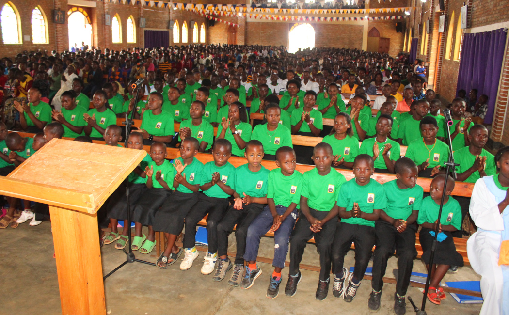 Diyosezi ya Ruhengeri yahimbaje Umunsi wa 18 w’Urubyiruko Gatolika mu ...