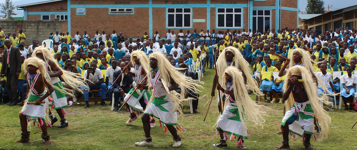 Musenyeri Bizimungu Gabin yasabye Ishuri rya G.S. Busogo I gukomeza ...