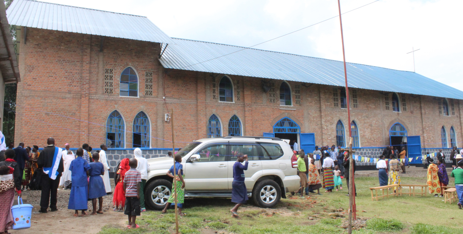 Paruwasi ya Busogo yungutse Santrali ya Mukingo na kiliziya yayo ihabwa ...