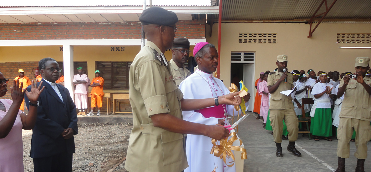 Inauguration d’un Hangar de Prière et d’Encadrement dans la Prison ...